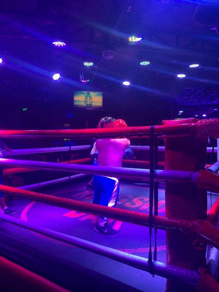 Midget Boxing Manila – Weird World Wire