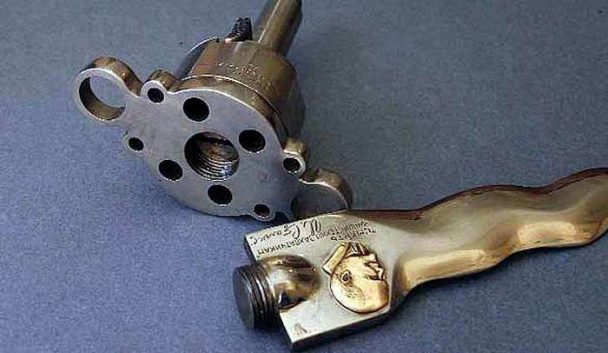 Stalin's Gun-Dagger – Weird World Wire